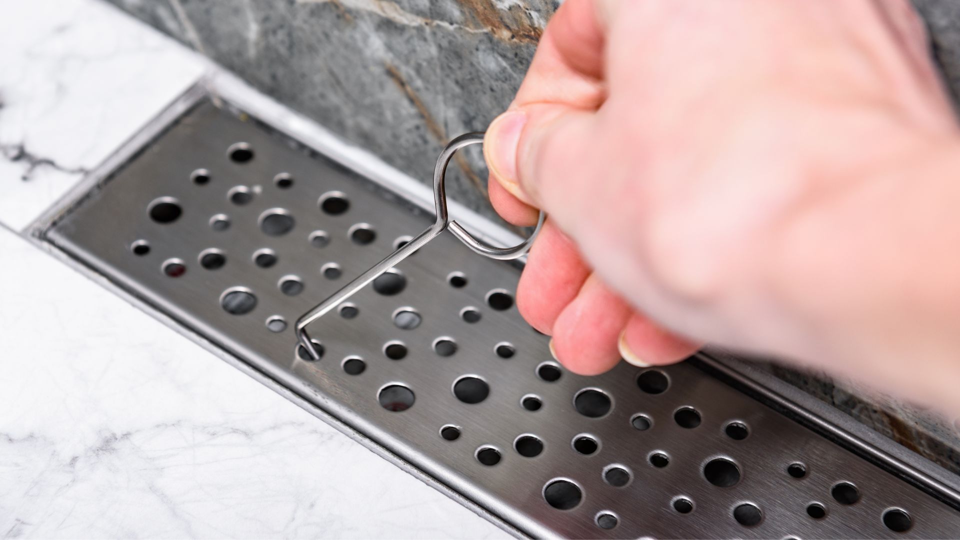 How to easily and quickly clean a shower drain